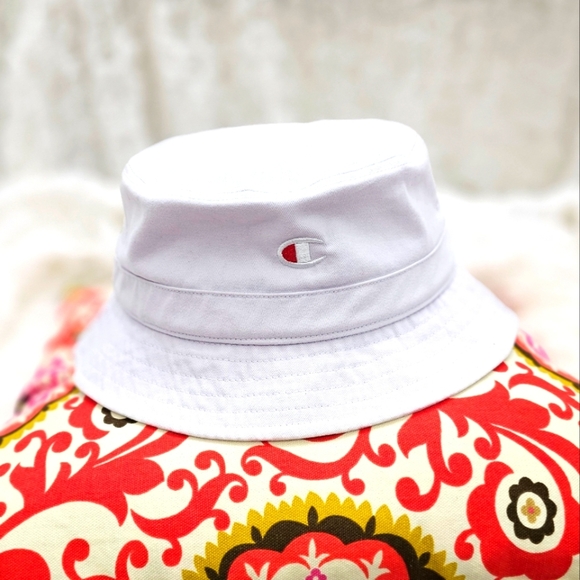 Champion | Other | Champion Bucket Hat White Euc Y2k | Poshmark